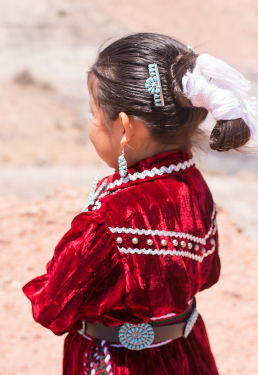 Girls Regular Collar Pin Tuck Set with Ric-Rac – To'ahani Fashions