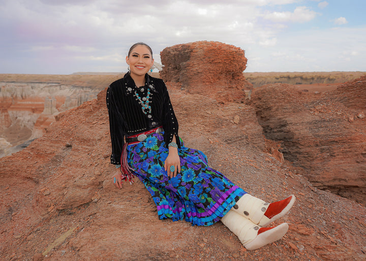 Regular Collared Pleated Buttoned Outfit – To'ahani Fashions